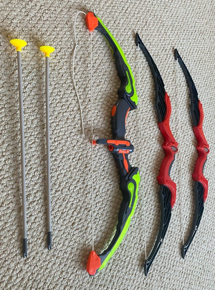 Kids LED Bow and Arrow Set with 2 Suction Arrows - Green + 2 Bows - Red ...