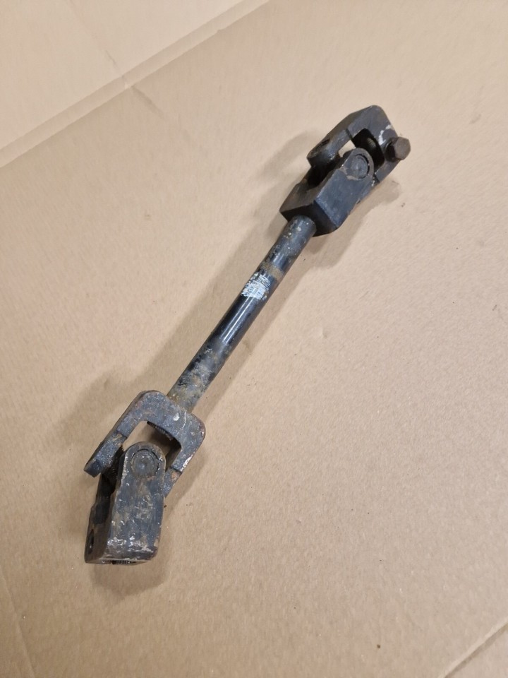 VW GOLF JETTA CADDY MK1 & CABRIO GTI RHD STEERING RACK COLUMN UJ JOINT ...