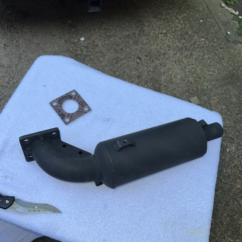 Muffler 12582-12110 w/Gasket for Kubota WG752 WG972 WG750 D1005 D1105 ...