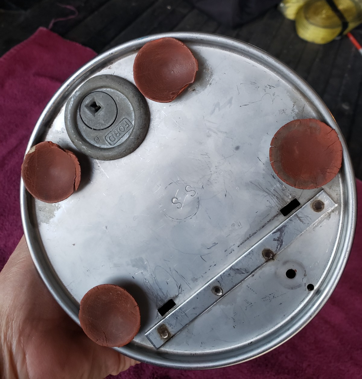 1 CENT GUMBALL MACHINE - Vintage, Ford Gum w/ Plastic Globe, Topper ...