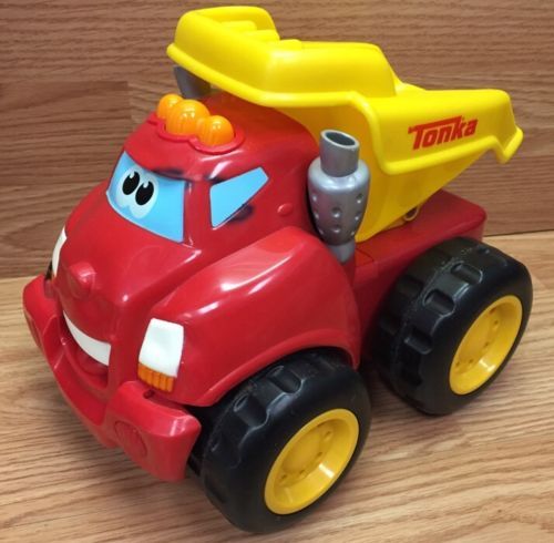 Chuck & Friends Moving Dump RUMBLIN Interactive Truck by Tonka Hasbro ...