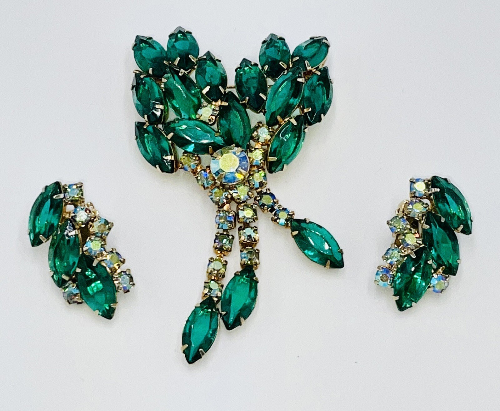 Vintage High End Unsigned Beauties Emerald Rhinestone… - Gem