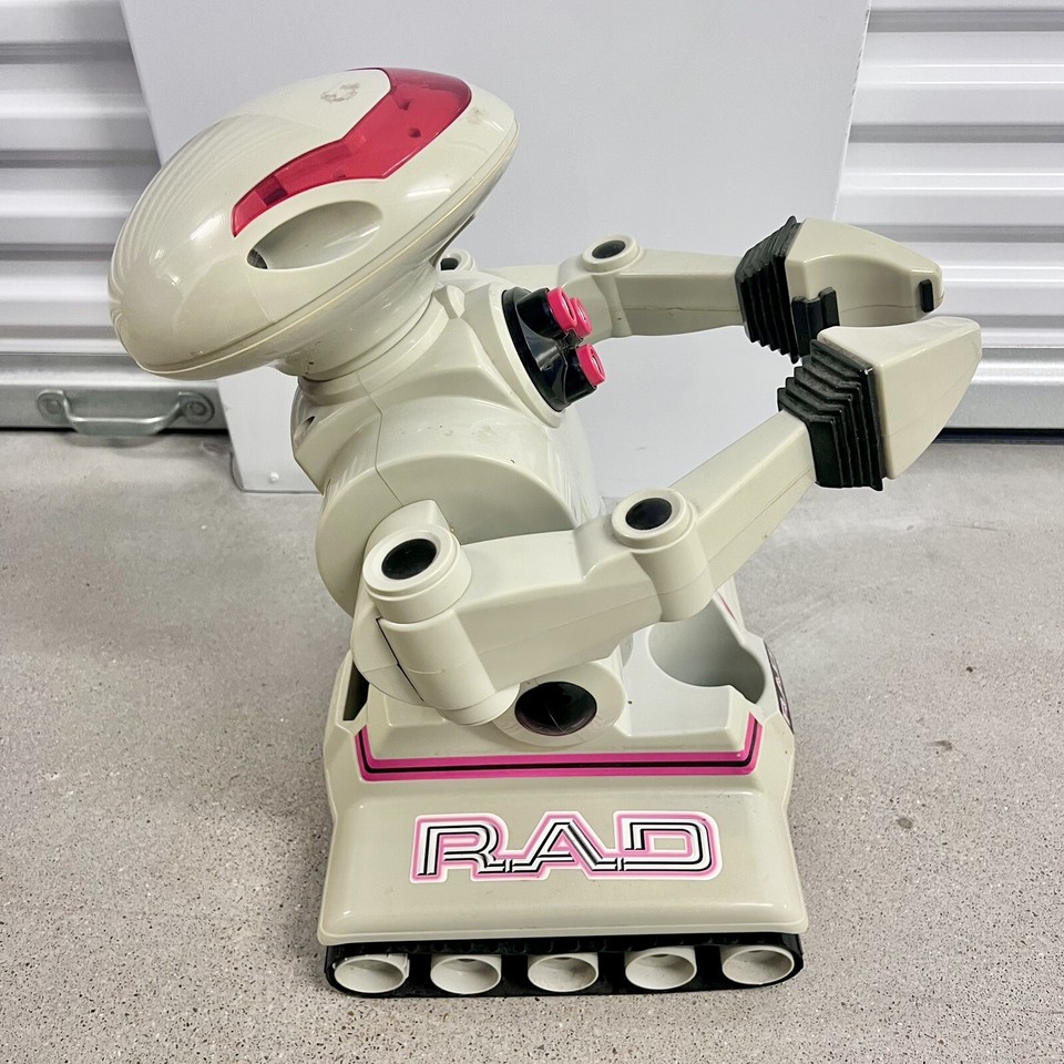 Vintage 1998 TOYMAX R.A.D Radio Controlled Robot Untested! Robot Only ...