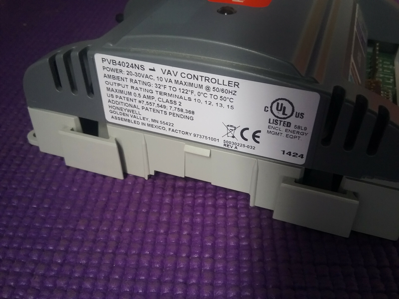 Honeywell PVB4024NS SPYDER BACNET PROGRAMMABLE VAV CONTROLLER, 4 ...