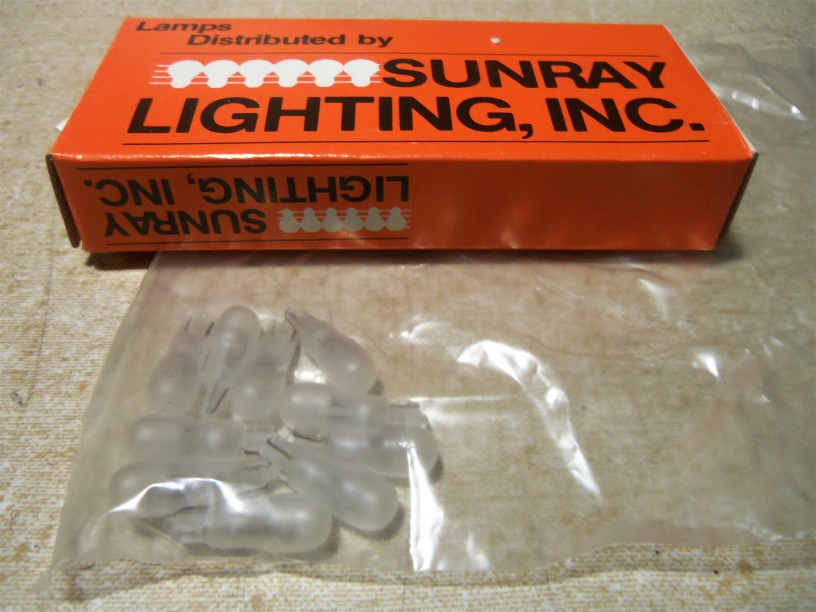 NEW Sunray Lighting 118F Lamps Light Bulbs, Box of 10 *FREE SHIPPING ...