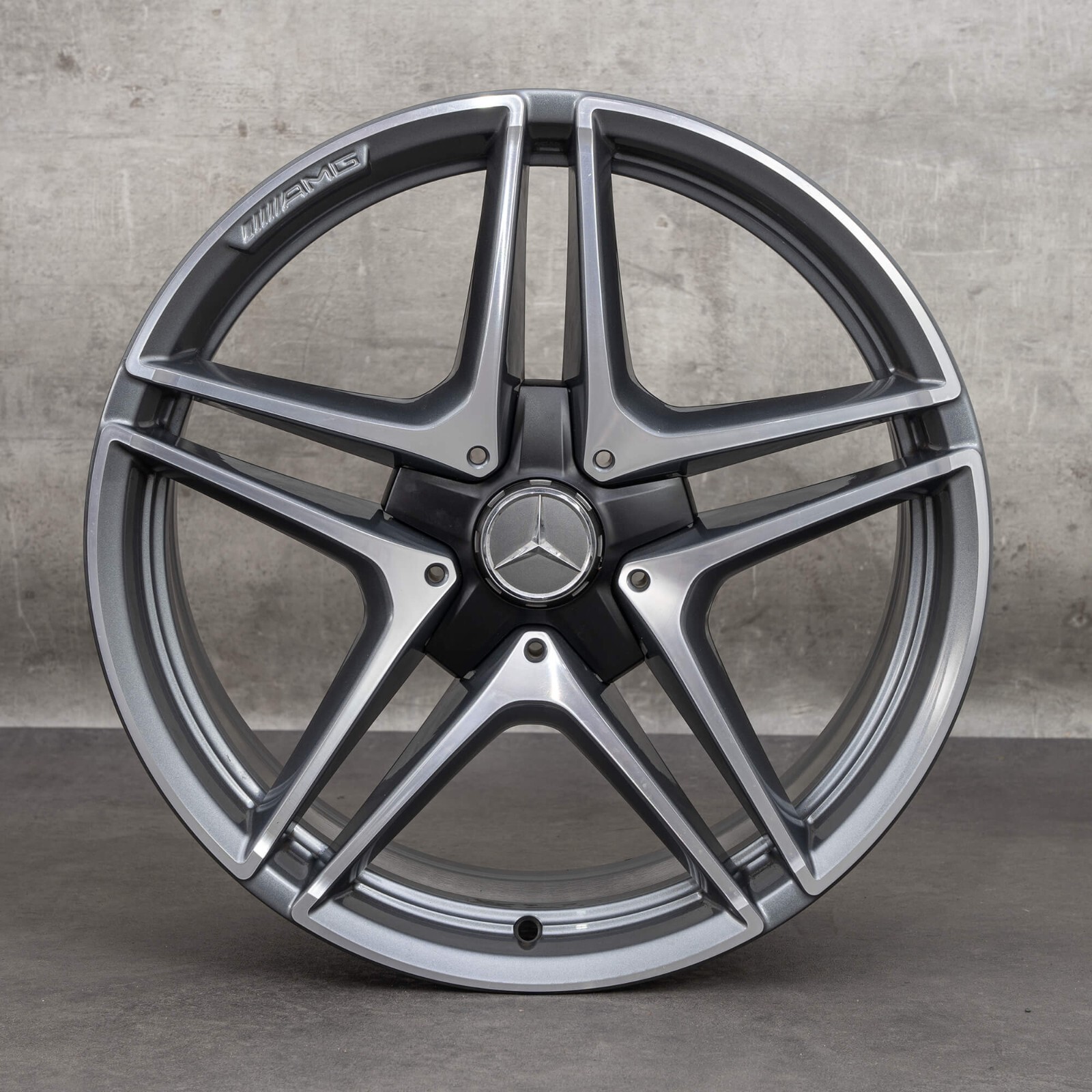 Mercedes CLA45 C63 E63 Rim wheel center cap hub OEM Genuine 0004002400 ...