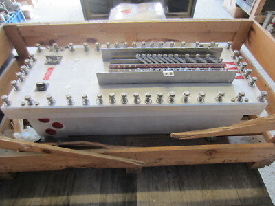 Boxes & Enclosures - Crouse Hinds Explosion Proof