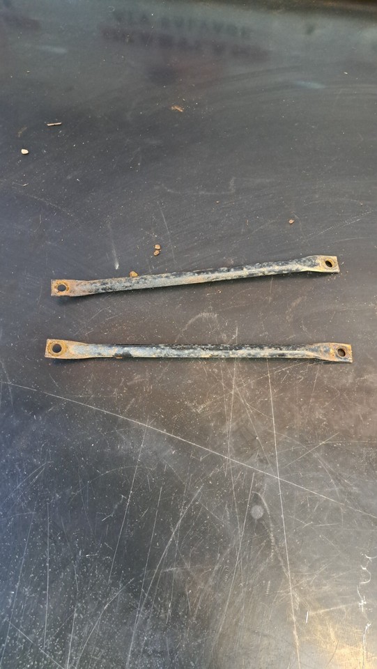 Yamaha YTM 200 Tri Moto 1985 Rear Frame Support HITCH Bars Rods OEM Hr ...