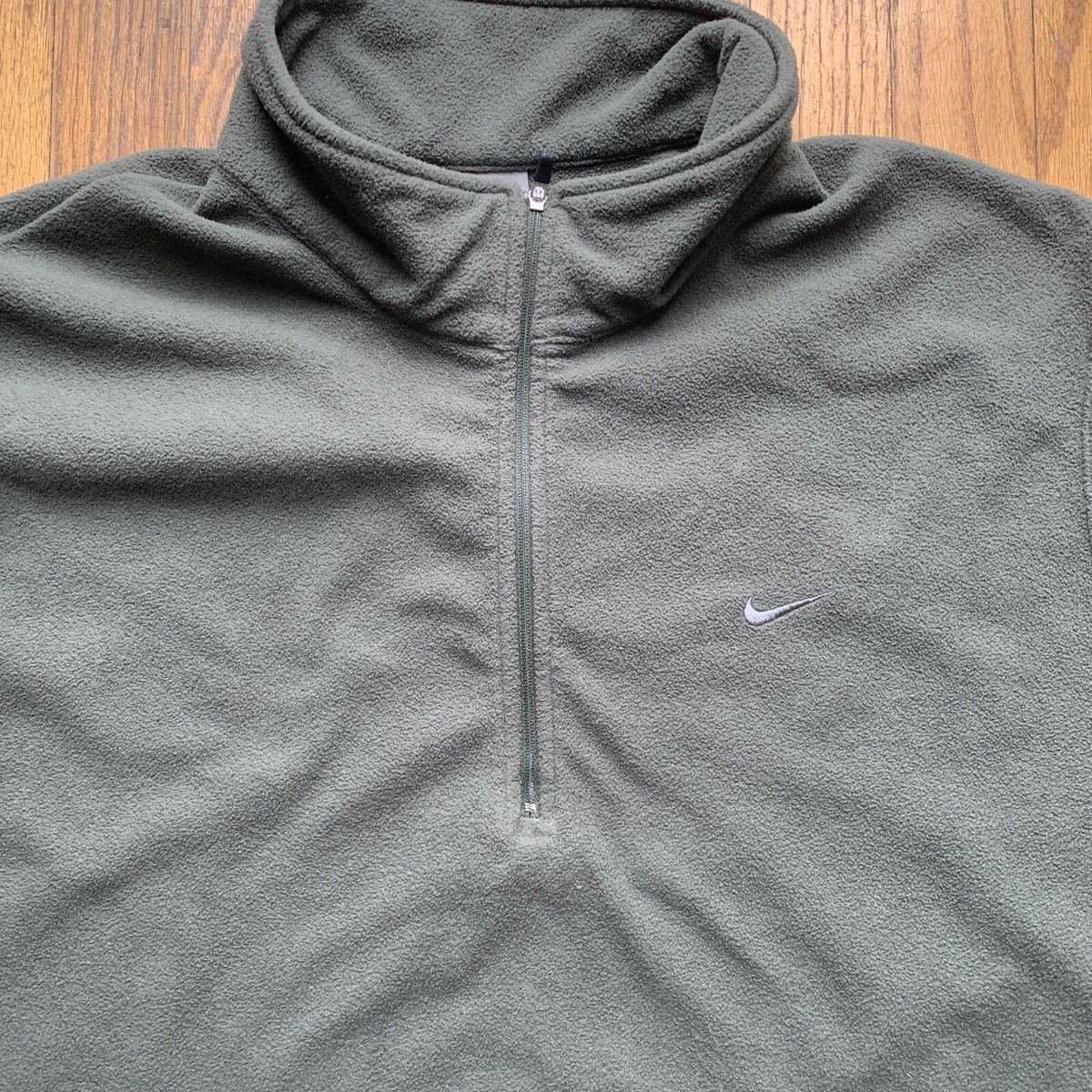Vintage 90s NIKE XL Small Swoosh Sweatshirt Travis Scott 1/4 Vintage 90s NIKE XL Small Swoosh Sweatshirt Travis Scott 1/4