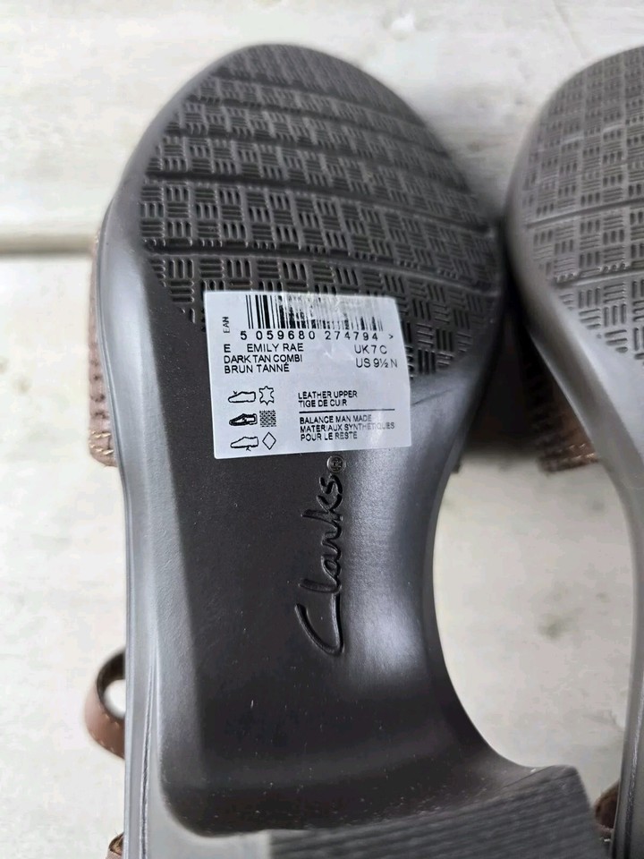 Clarks Emily Rae Brown Leather Mary Jane Pump Shoe Hook & Loop Womens ...