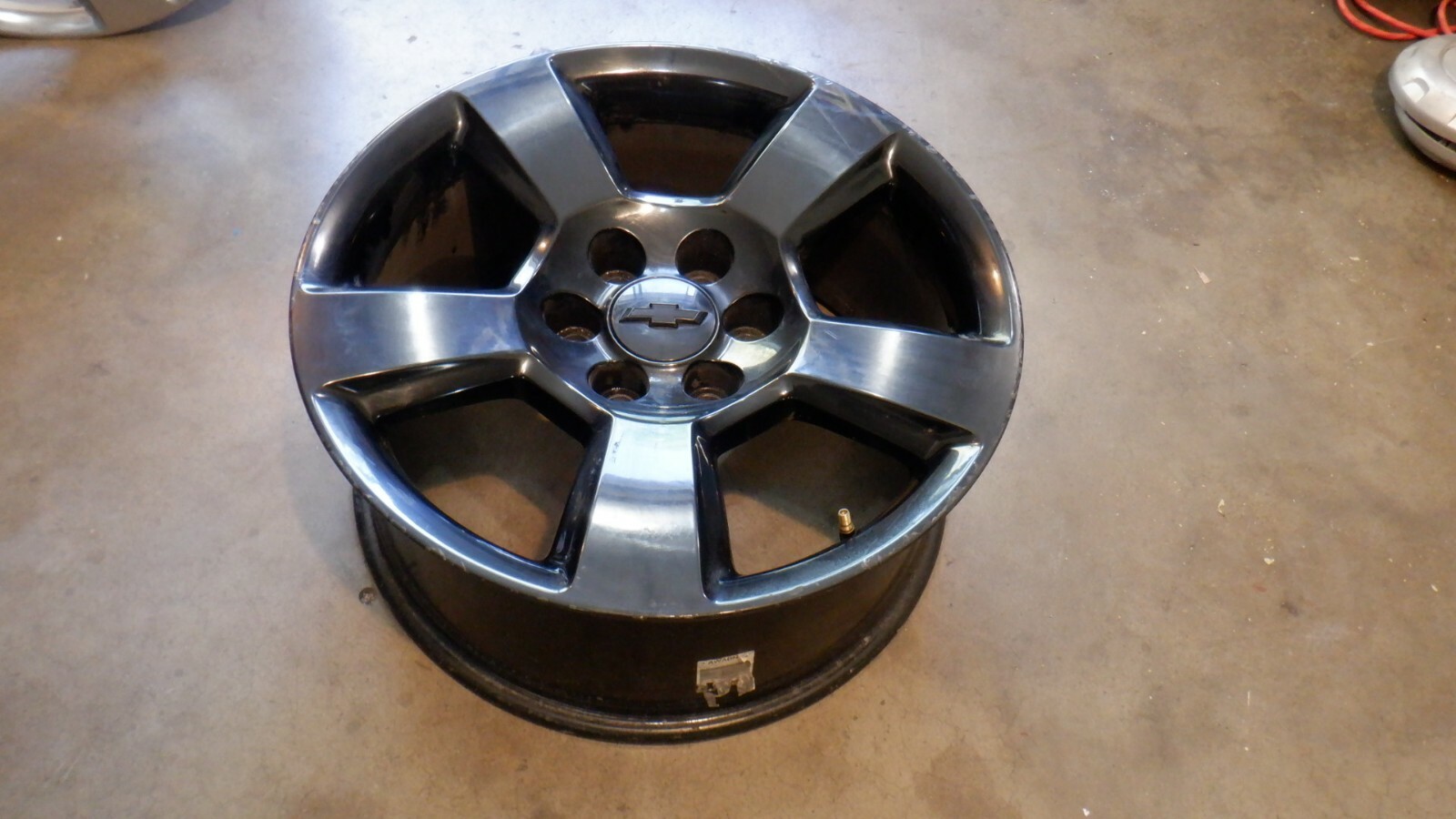GM 6 Lug 20x9" Wheel Rim Chevy Silverado Suburban Tahoe black 20937969 ...