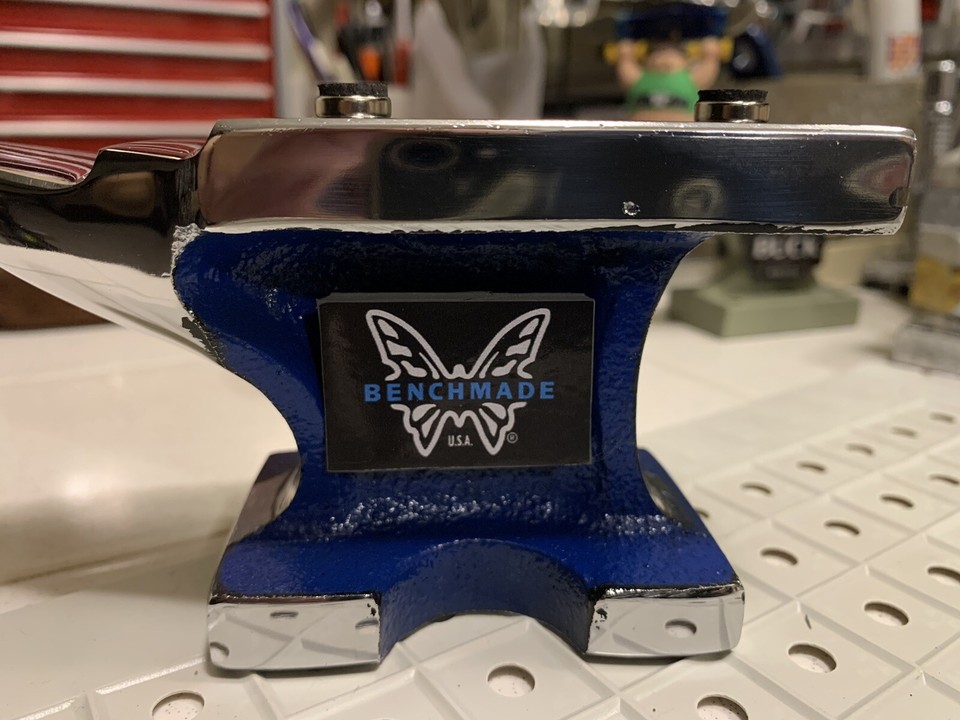 BENCHMADE USA Horn Anvil Knife Display Magnet Holder 2Lb 5.25” No Knife ...