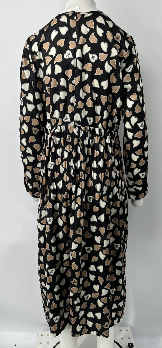 Max Mara 'Nostoc' Heart Print Pleated Midi Satin Dress in Max Mara 'Nostoc' Heart Print Pleated Midi Satin Dress in