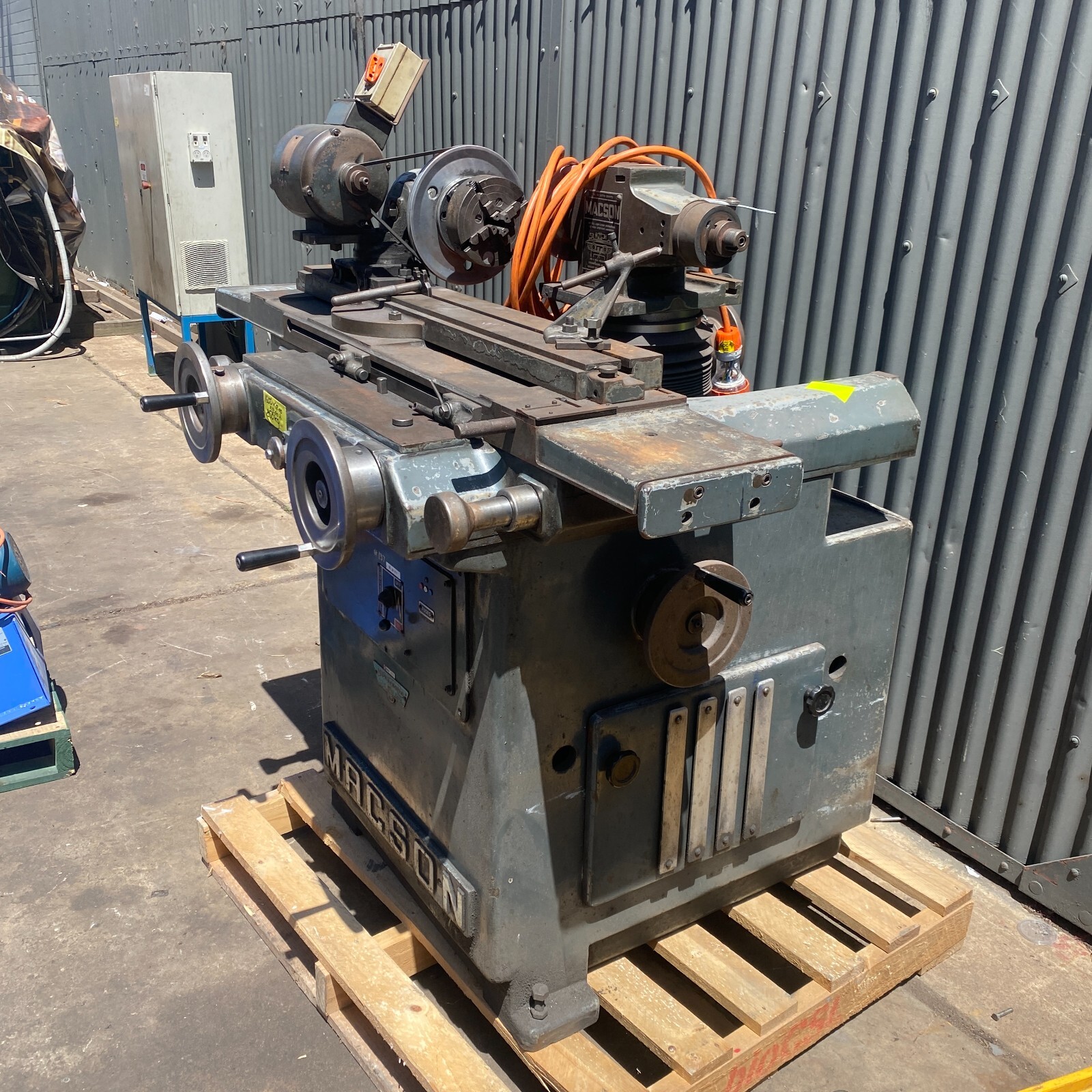 Macson 2M Cutter Grinder Cutting Machine Precision Tool grinding 4 jaw ...
