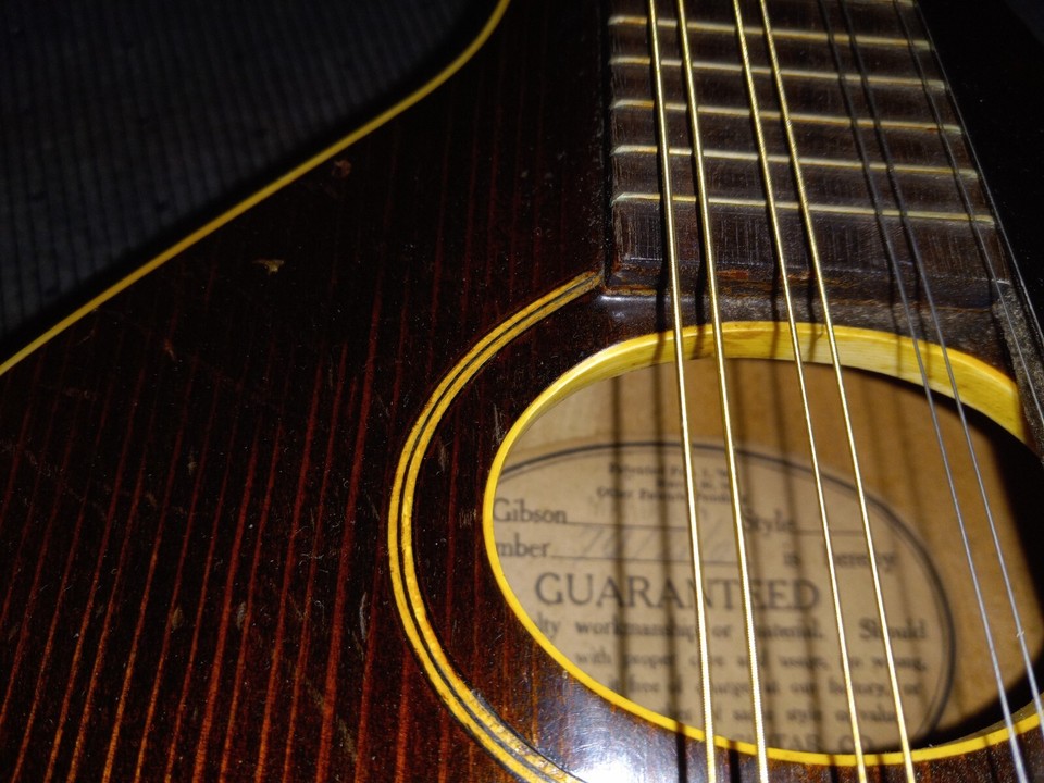 Vintage 1928 Gibson A model Mandolin label serial number and FON intact ...