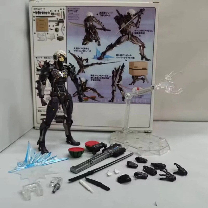 Official Images For Revoltech Metal Gear Rising Revengence