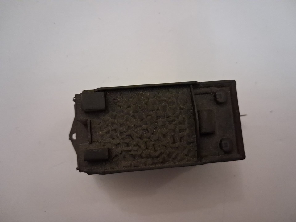 Hornby R39 Class B12 Non Motorised Tender R150 | eBay UK