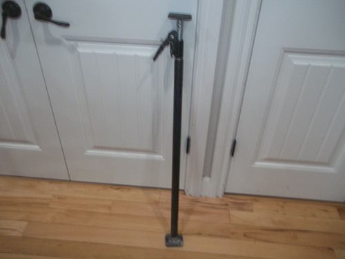 40"-70" Telescopic Load Lock Cargo Bars w/ Rubber Pad for Tie-Down ...