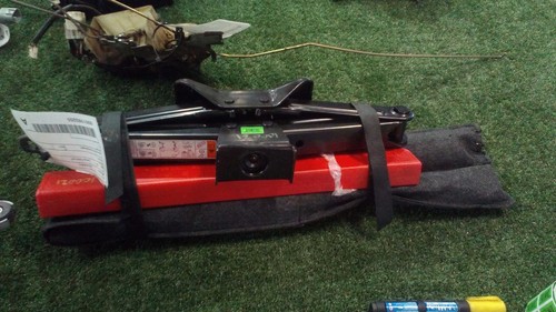 LDV DELIVER 9 JACK/TOOL KIT, 2020 2021 | eBay Australia