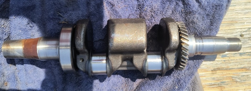 EZGO Golf cart Engine Crankshaft Robin 4 Cycle Twin 352cc . Free ...
