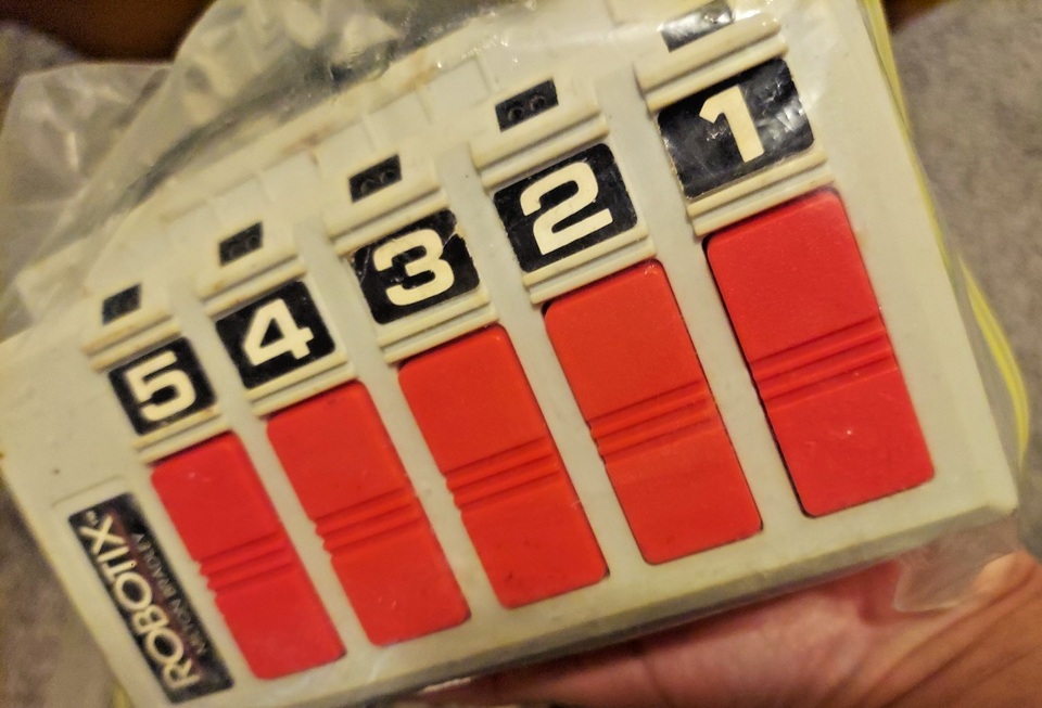 ROBOTIX vintage 1984 toy parts lot manual 80's cult Milton Bradley part ...