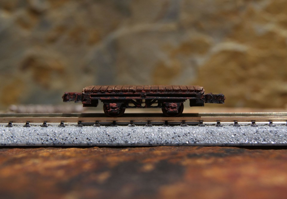 1 N Scale Anatevka Logging Mining Train Painted old west Flatbed Flat ...