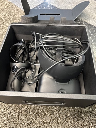 Meta Oculus Rift S PC Powered VR Gaming Headset - Black | eBay