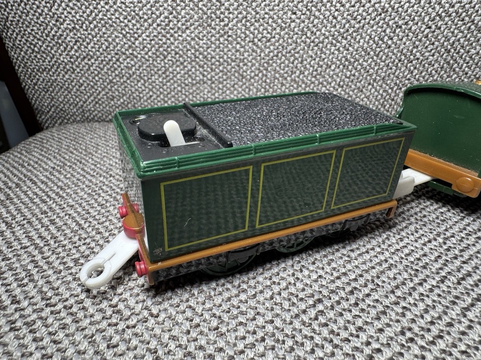 2004 Thomas Trackmaster Emily & Tender Train Tomy - TESTED AND WORKING ...