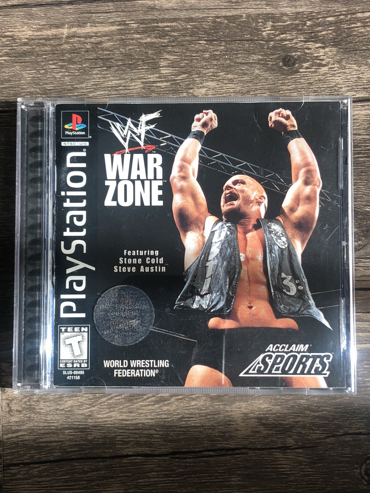 WWF War Zone Playstation - Prix - Photo - Présentation