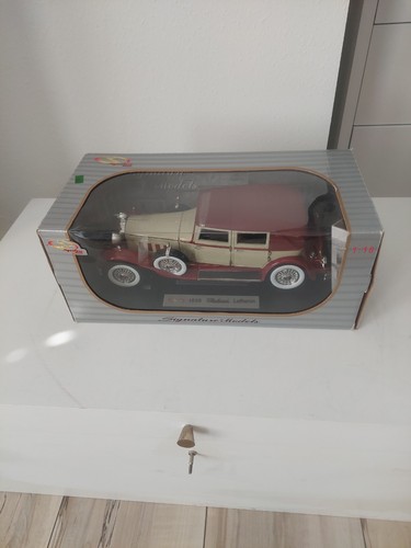 Signature Models 1/18 1930 Packard LeBaron New In Original Box | eBay