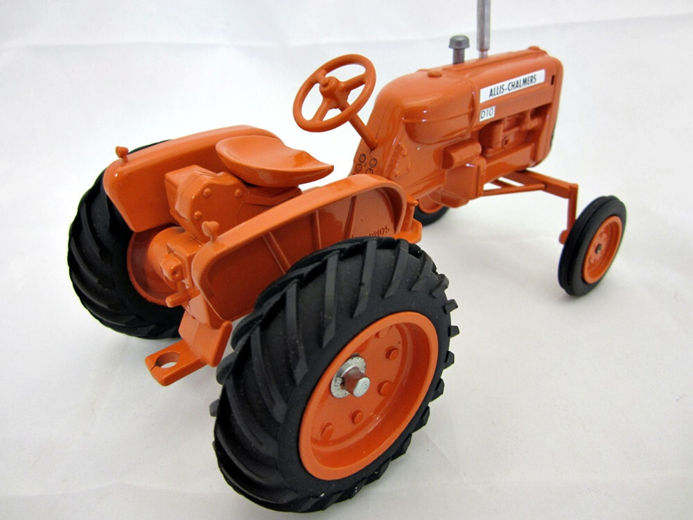 Spec-Cast Allis Chalmers D10 1/16 Diecast Tractor Toy with Box July ...