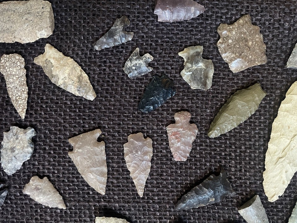 Lot Of Arrowheads Collected From Colorado Mainly [Authentic] | eBay