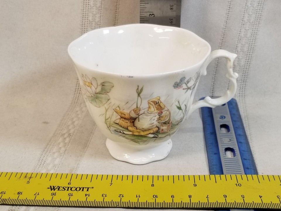 Royal Albert Peter Rabbit Mug Cup fishing toad frog beatrix potter 1986 ...