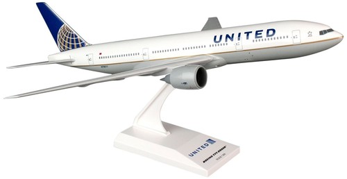 United Airlines 777 Model