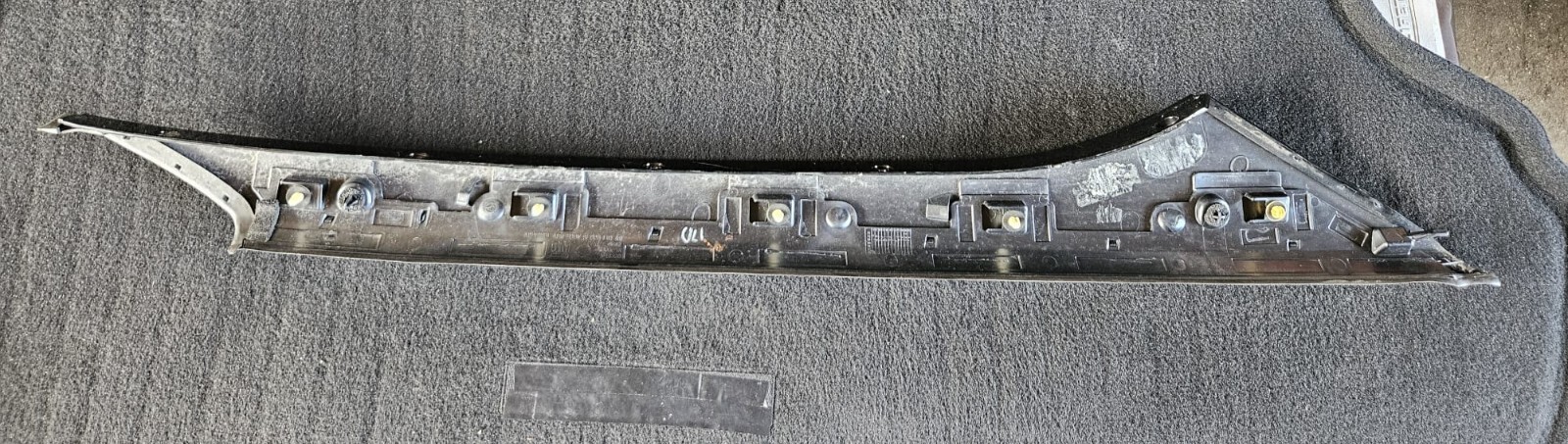 2019 - 2022 Chevrolet Blazer Front RH Windshield A Pillar Molding ...