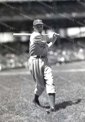 1938-39 Tuck Stainback BROOKLYN DODGERS George Brace Burke 5x7 B/W ...