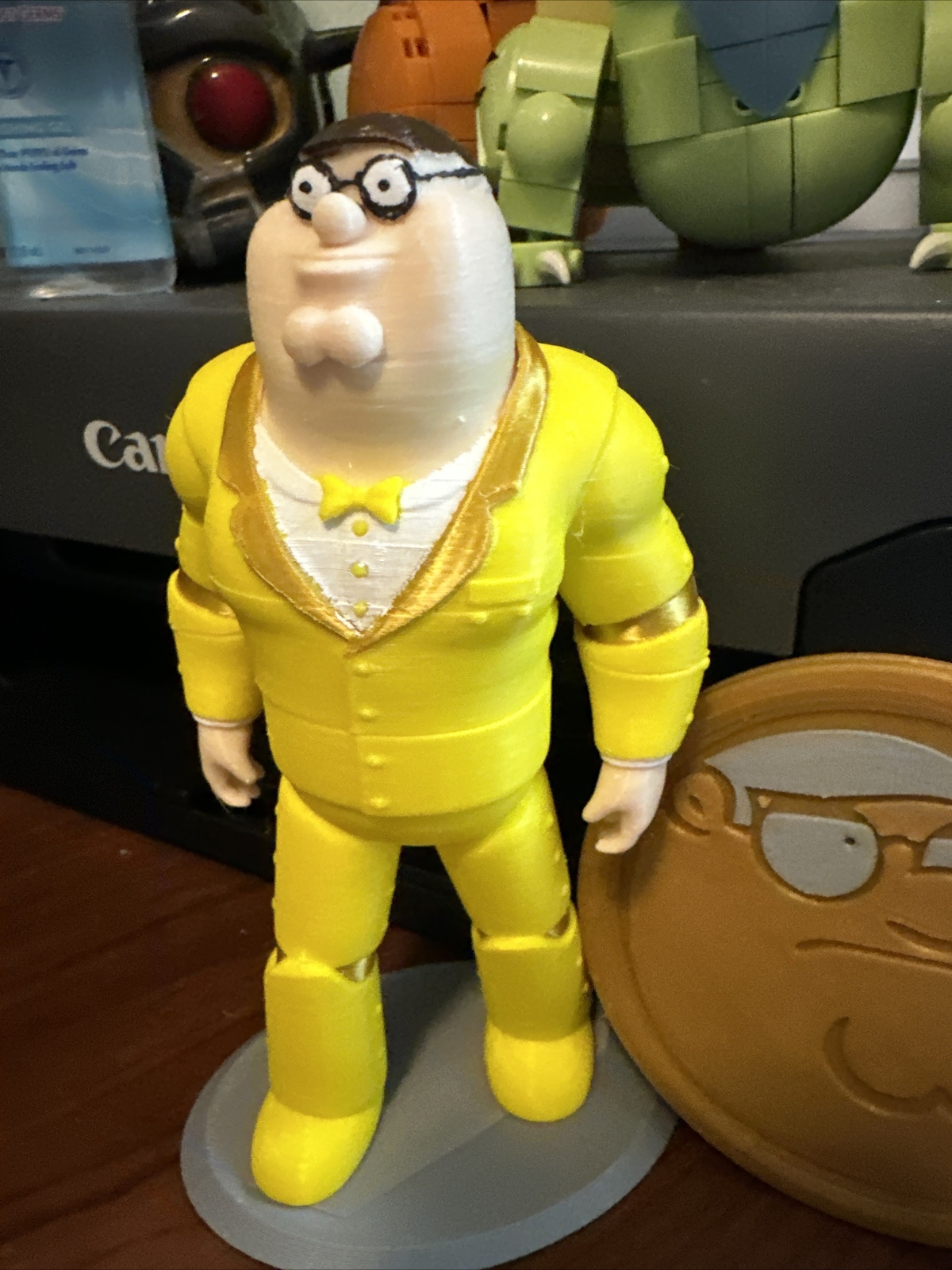 Peter Griffin Fortnite Figure & Peter Griffin Medallion | eBay