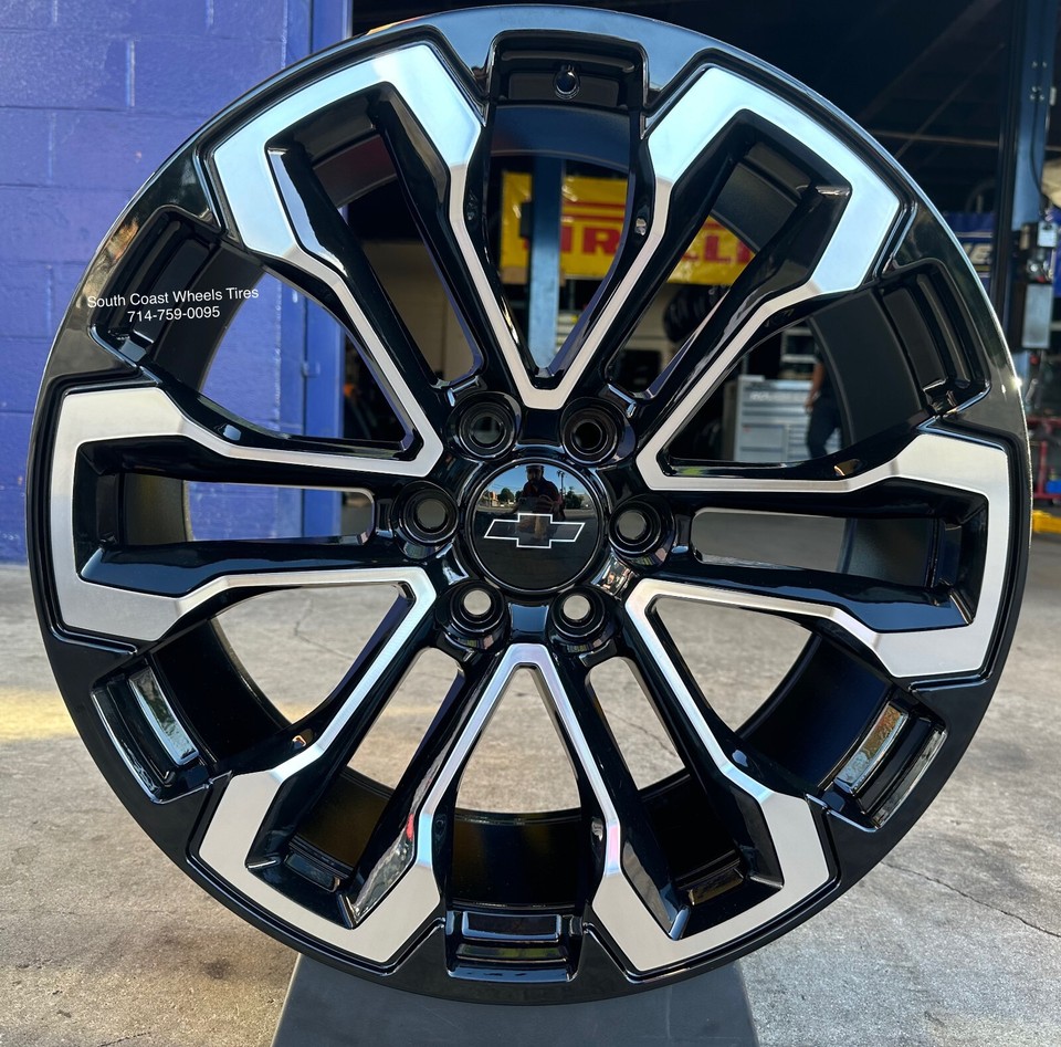 22" TRAILBOSS BLACK MACHINE WHEELS TIRES CHEVY Silverado Tahoe GMC ...
