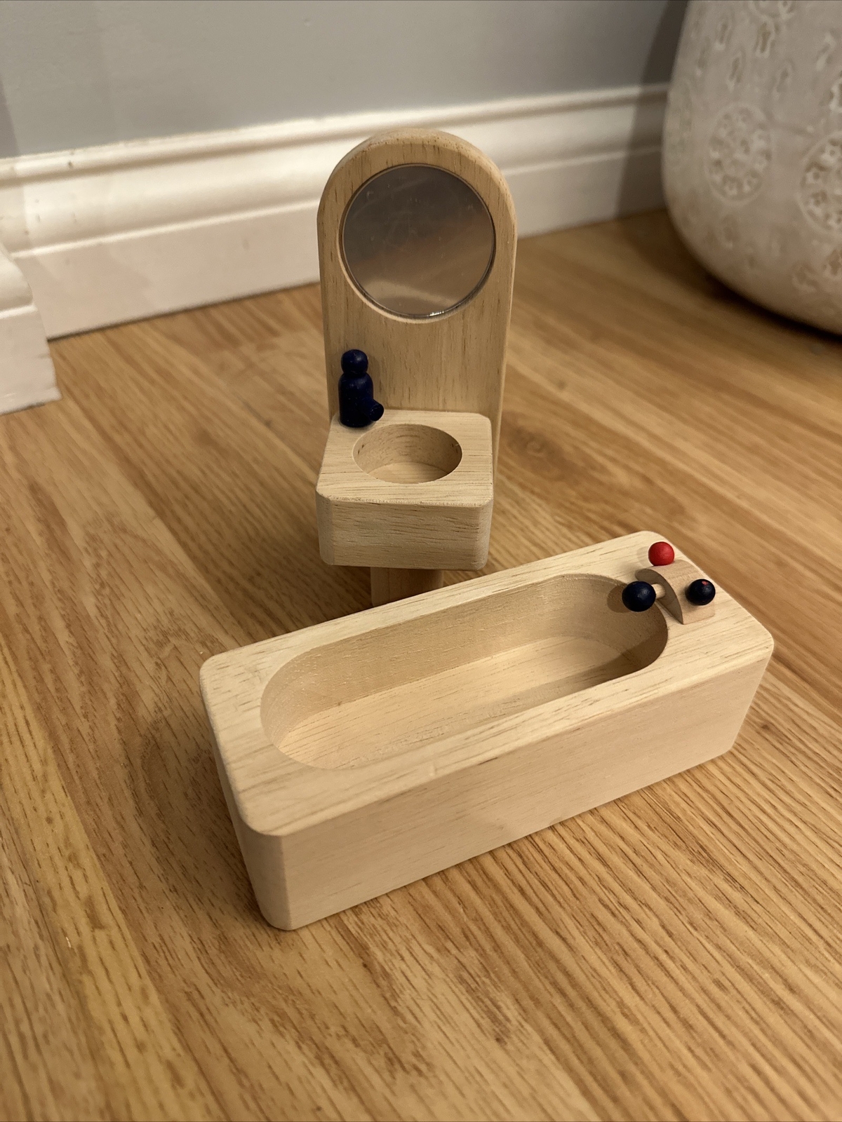 Ryans Room Wooden Bathroom Dollhouse Furniture Bathtub Sink Vanity | eBay