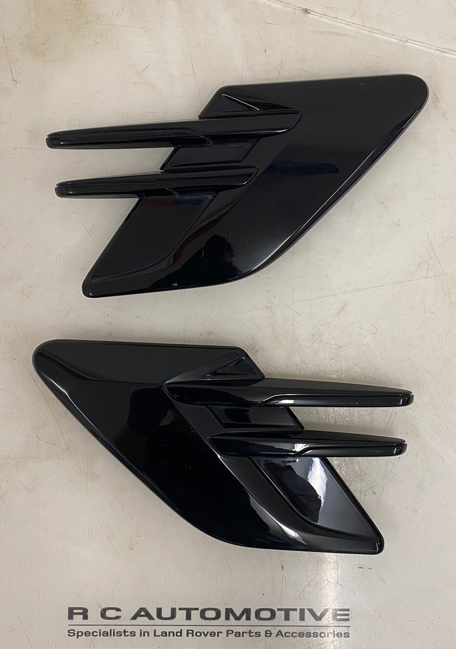Genuine Range Rover Sport L494 Facelift Wing Vents LR098787 and ...