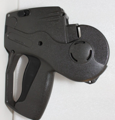 Price & Label Guns - 1138