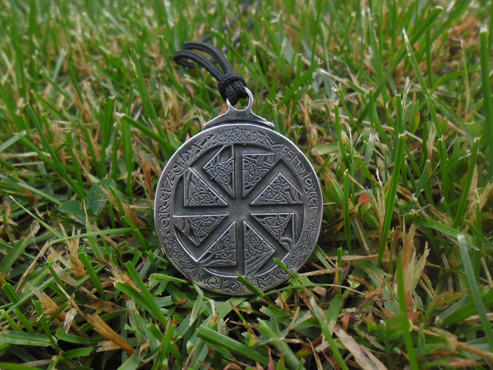 Kolovrat Slavic mythology Sun symbol with ornament necklace,Sun wheel ...
