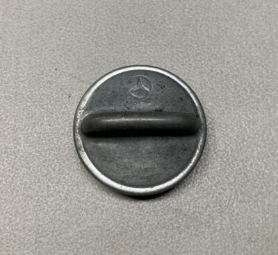 Mercedes-Benz OEM Gas Cap Diesel Fuel Tank 300D W116 | eBay