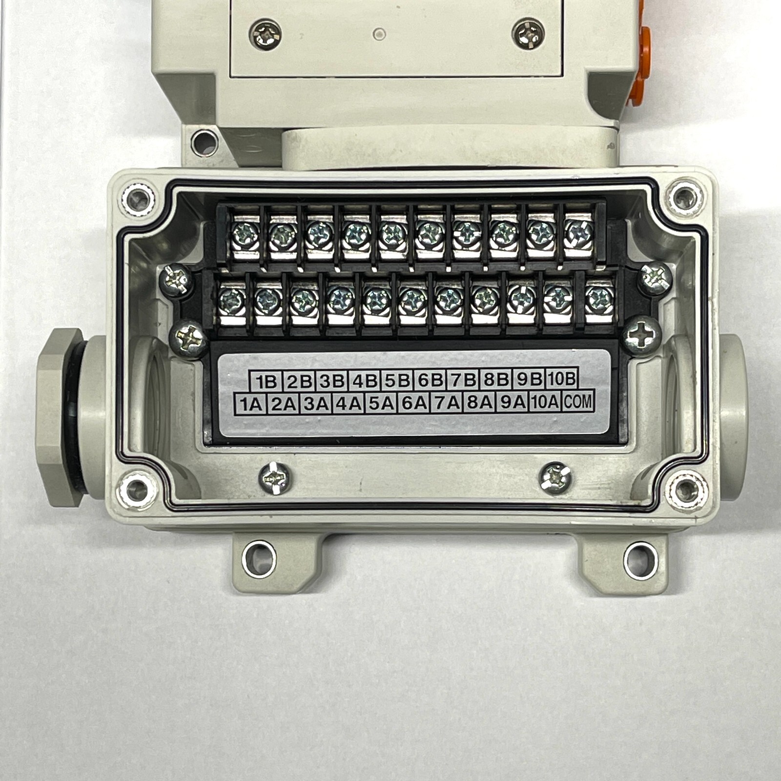 SMC Manifold Block Terminal Housing Assembly SY30M / VVQC1000-T0-1 ...