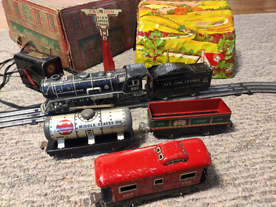 Marx 897 Lithograph Engine Elec. Train Set #3967, tunnel, sign, box ...