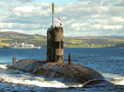 ROYAL NAVY SWIFTSURE CLASS NUCLEAR SUBMARINE HMS SUPERB - HMS LANCASTER ...