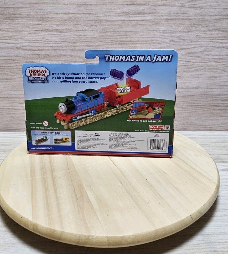 ** NEW ** New TrackMaster Thomas the Tank engine Thomas in a Jam ...