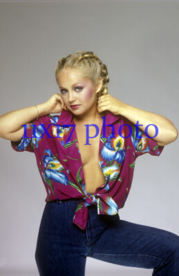 #1521,CHARLENE TILTON,dallas,knots landing,11X17 POSTER SIZE PHOTO | eBay