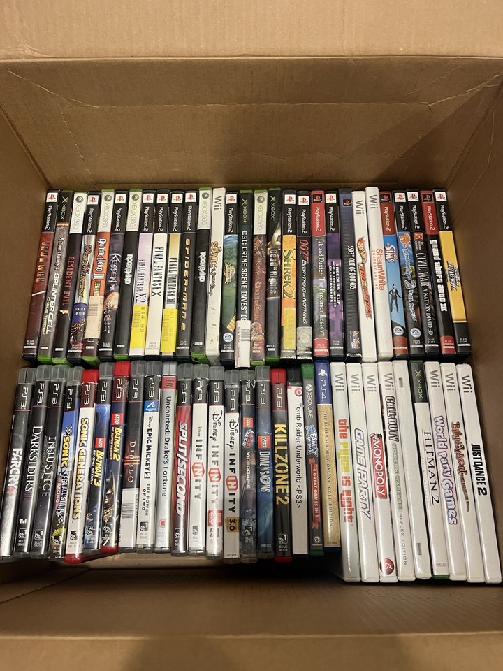 Massive 125 Video Game Lot (Mixed Consoles, GameCube, Xbox, PlayStation ...