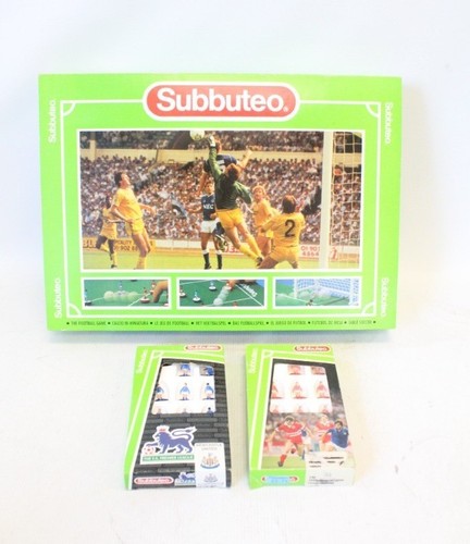 Vtg SUBBUTEO The Football Game TABLETOP GAME w/2x Player Figure Sets ...